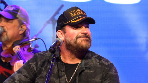 Lee Brice has new collab + video coming Friday - KSUX 1057